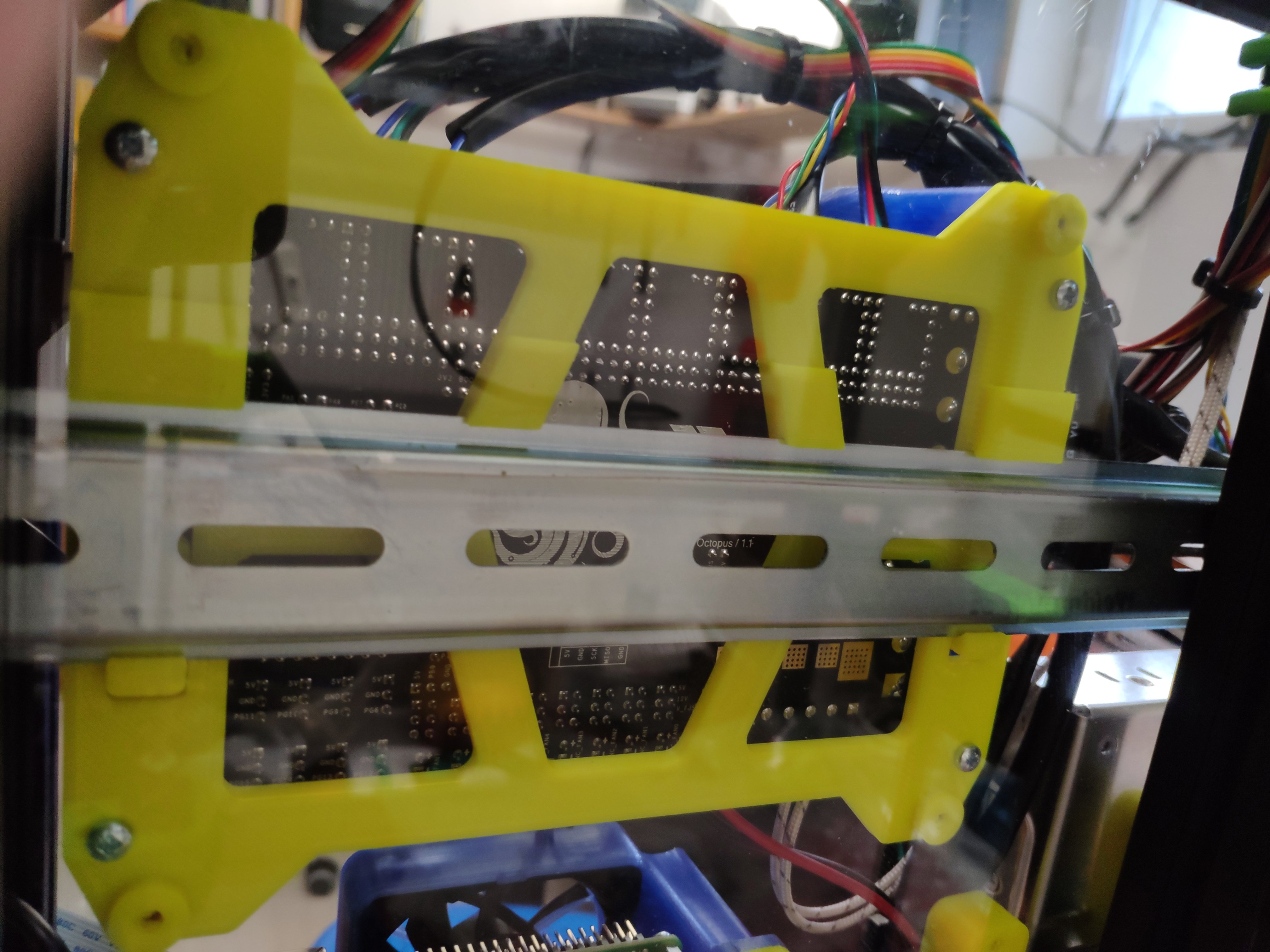 BTT Octopus DIN rail mount with fan option by Farnsworth | Download ...