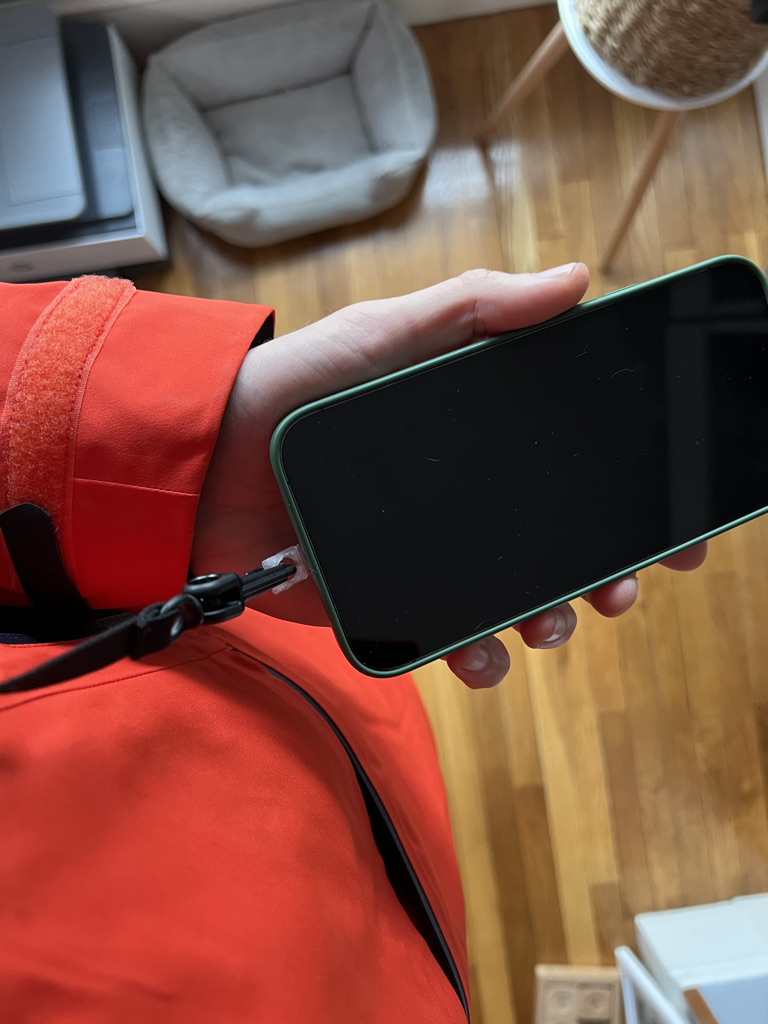 iPhone 13 Pro Max Lanyard/Tether Case Insert von HotdogFingerz ...
