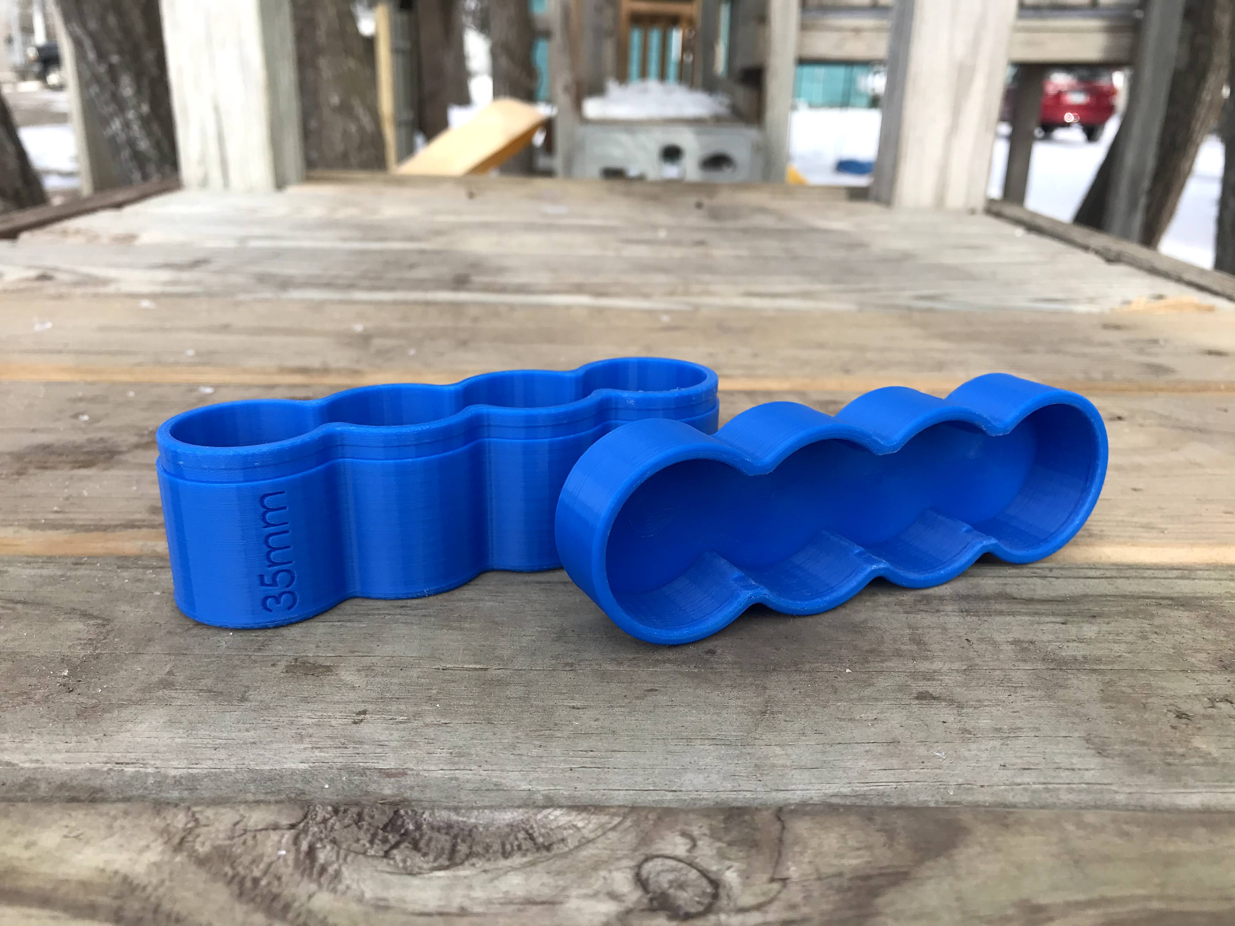 35mm film case- (holds 4 rolls) by Tlangphoto | Download free STL model ...