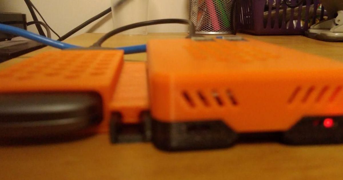 SSD Mount for Malolo's RPI4 Case by Ohad Eytan | Download free STL ...