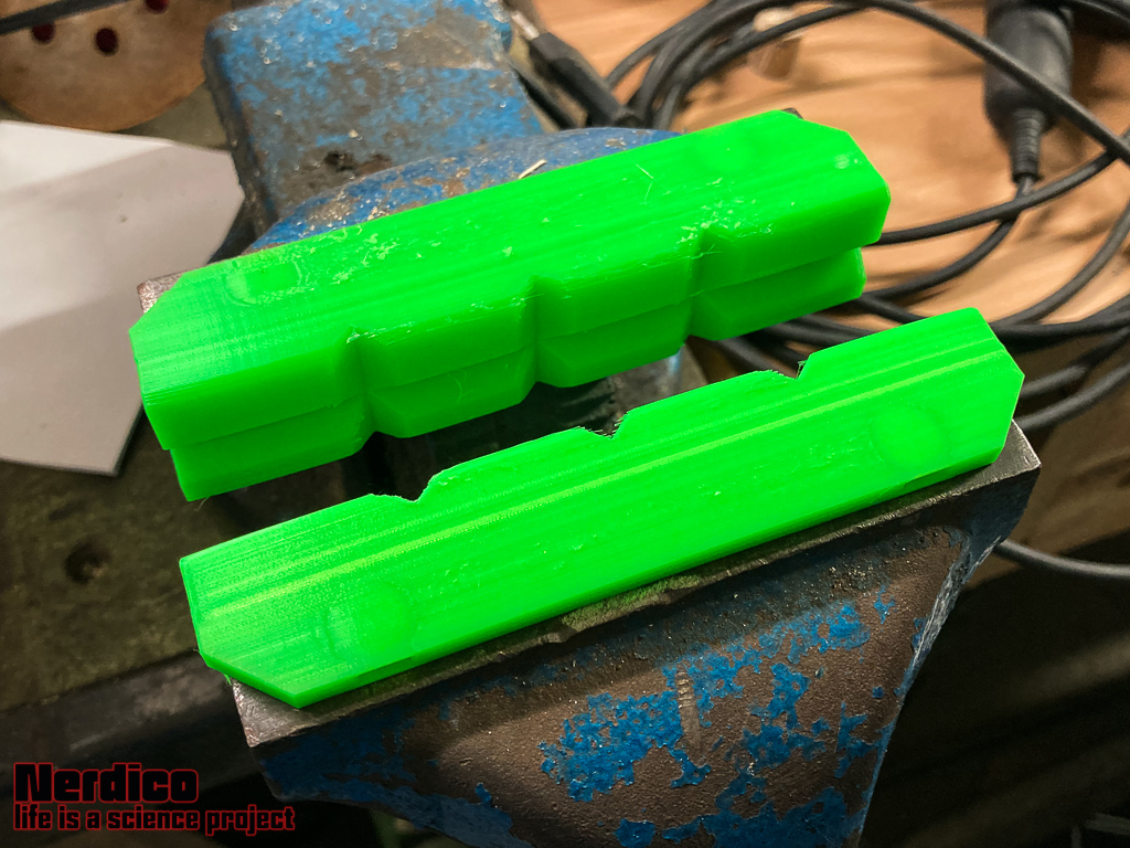Magnetic protective jaws by nerdico.at | Download free STL model ...