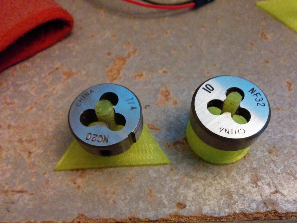 Replacement knobs for Camera Tripod by Jesse C | Download free STL ...