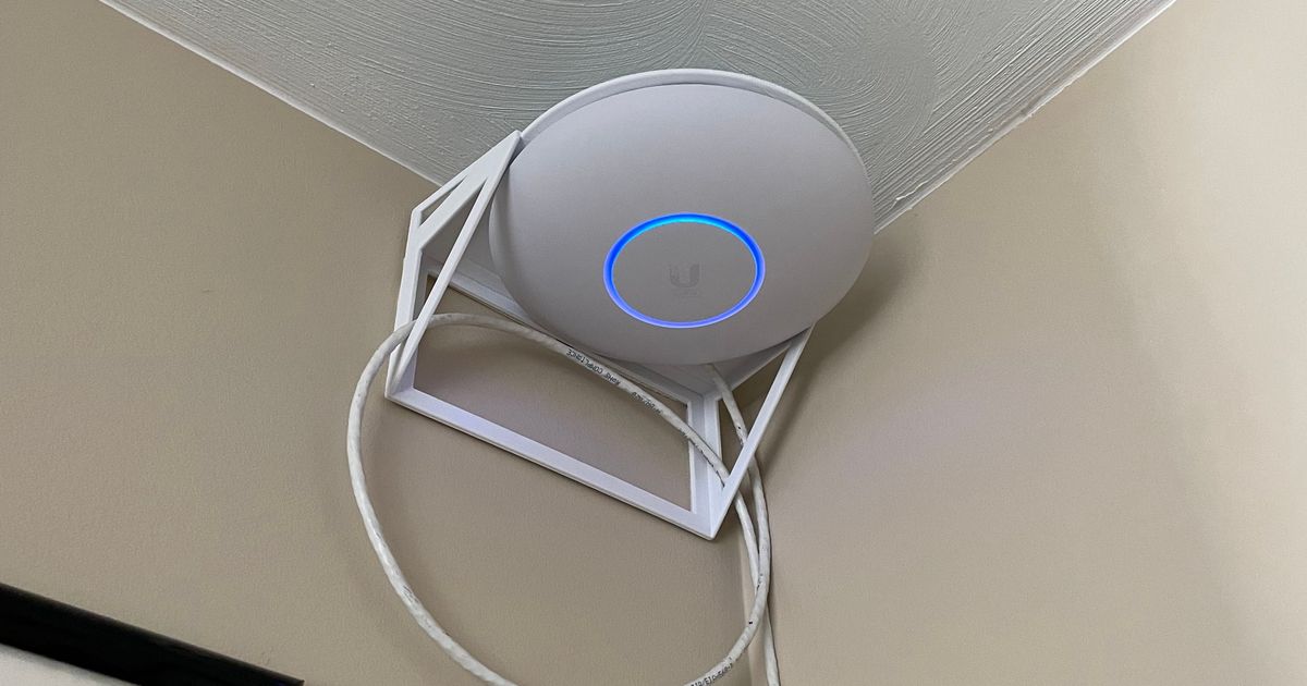 Wireless Access Point Wall Shelf v2 by jepa2019 | Download free STL ...