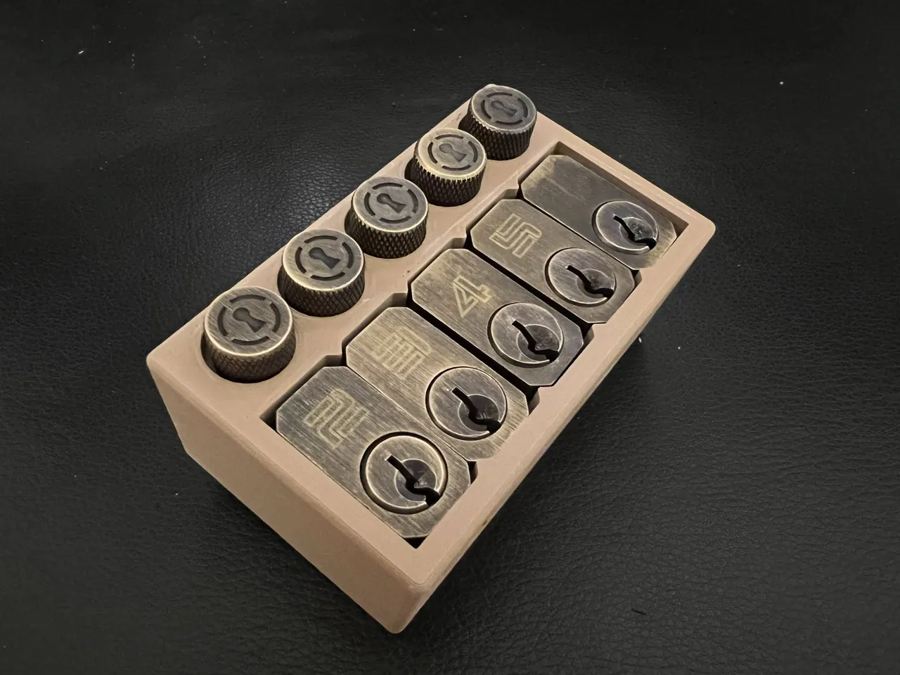 Sparrows Practice Lock Holder by batman | Download free STL model ...