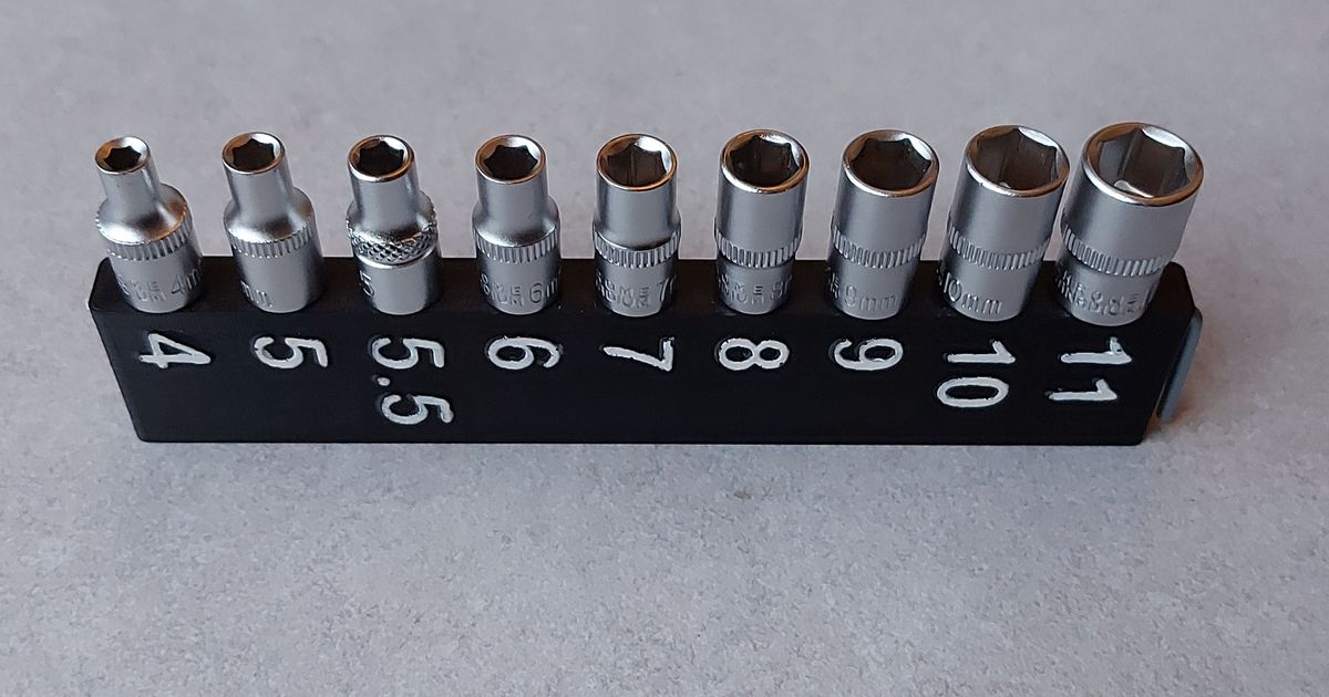 Modular ratchet socket holder for 1/4" square sockets. Replaceable ...