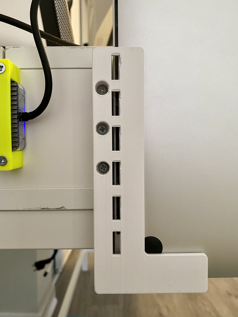MacBook wall mount by monokeith | Download free STL model | Printables.com