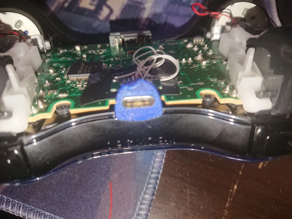 Xbox 360 Wired Controller USB C Bezel by makho | Download free STL ...