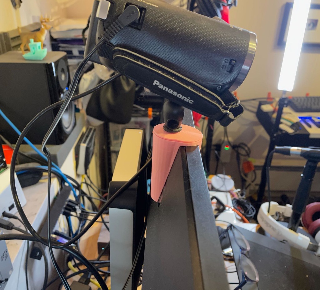 Monitor camcorder/camera mount by fluffy | Download free STL model ...