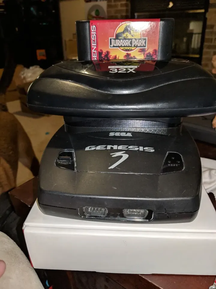 Sega Genesis/Megadrive Model 3 to 32x riser adapter by Collingall ...