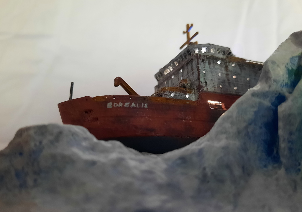 HL2 The Borealis (Aperture's Healy-class Icebreaker) by MoffKalast ...