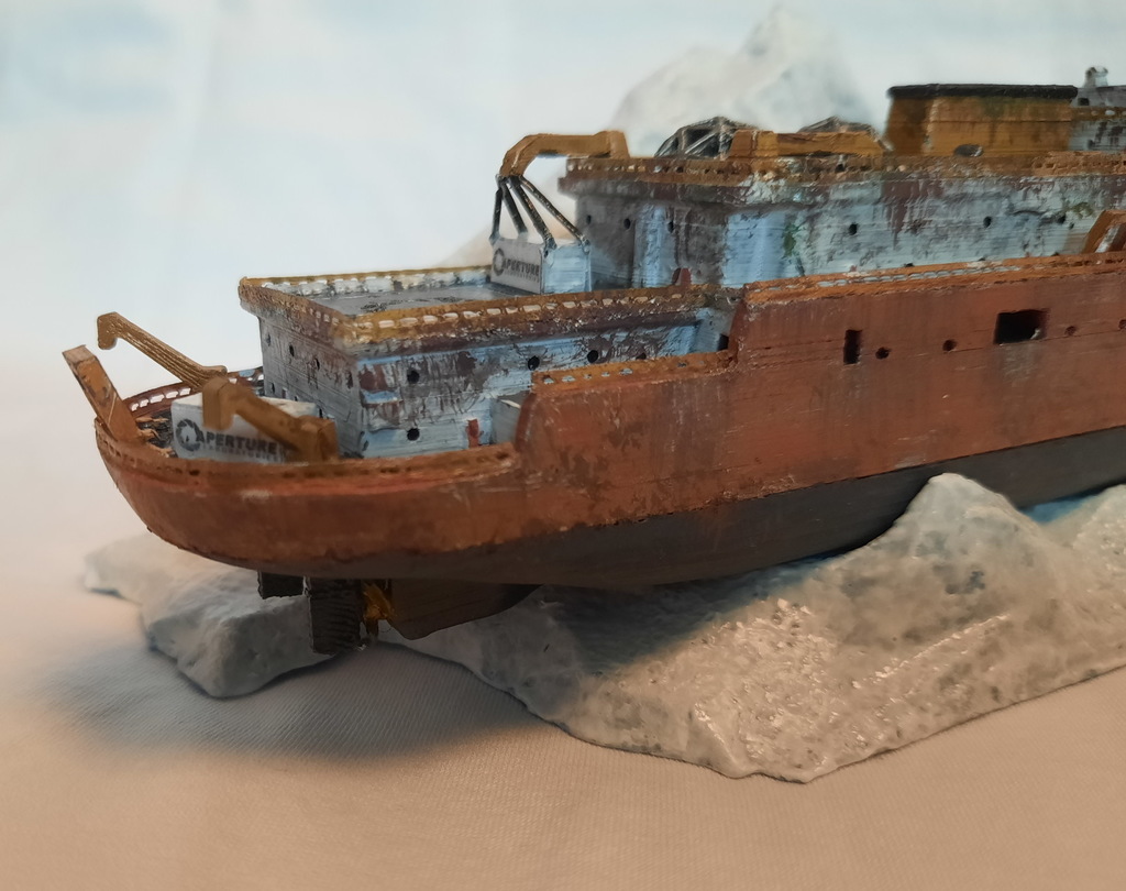 HL2 The Borealis (Aperture's Healy-class Icebreaker) by MoffKalast ...
