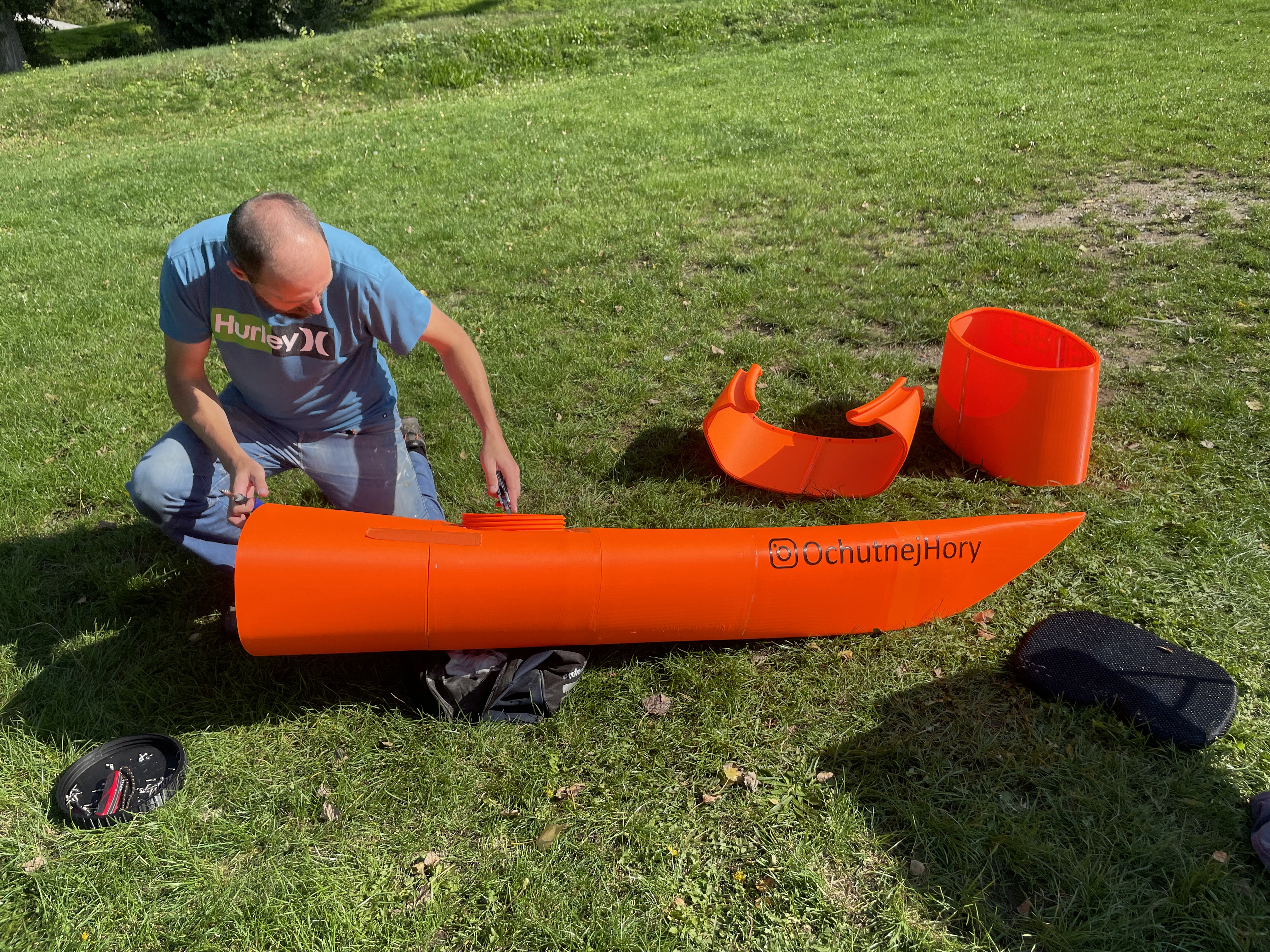 3D Printed Sea Kayak – Full-Size / 3D tištěný sea kajak v životní ...