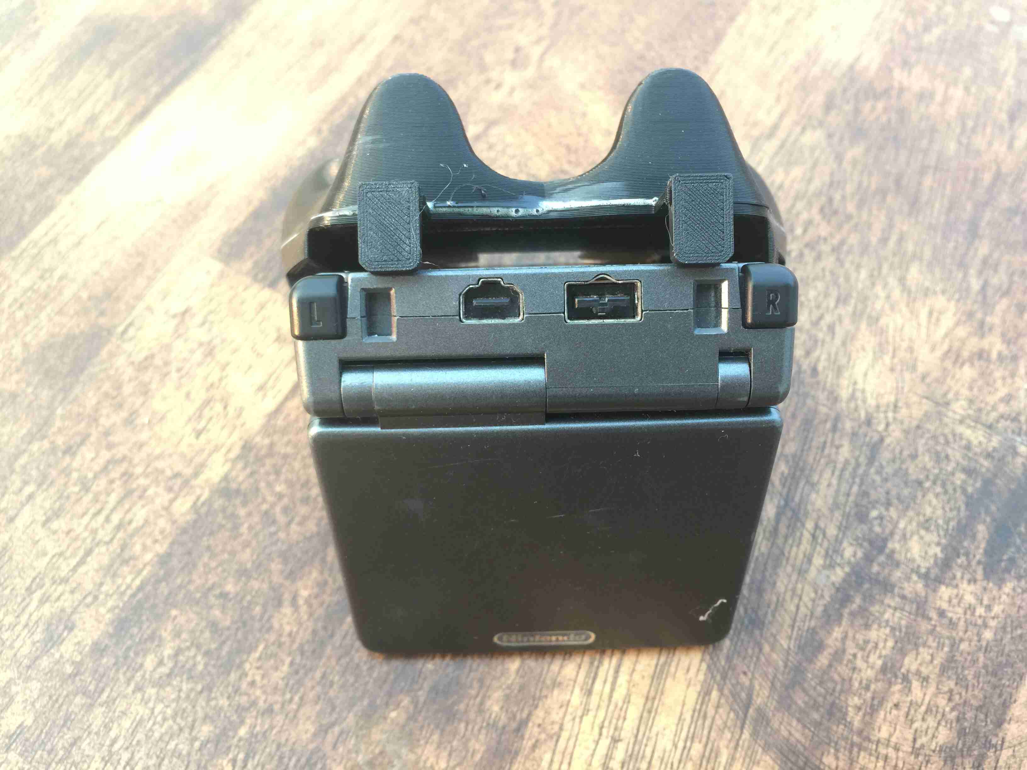 Game Boy Advance SP Controller Grip by colossatr0n | Download free STL ...