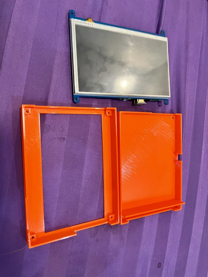 Raspberry Pi 3 / 4 Waveshare 7 Inch LCD Case by kaisarantonn | Download ...