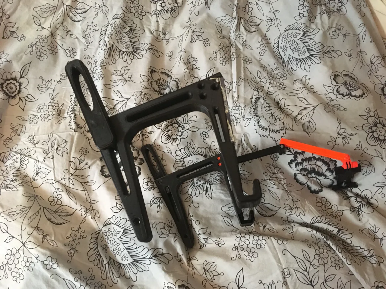 Macbook pro - bed stand by Lammesky | Download free STL model ...