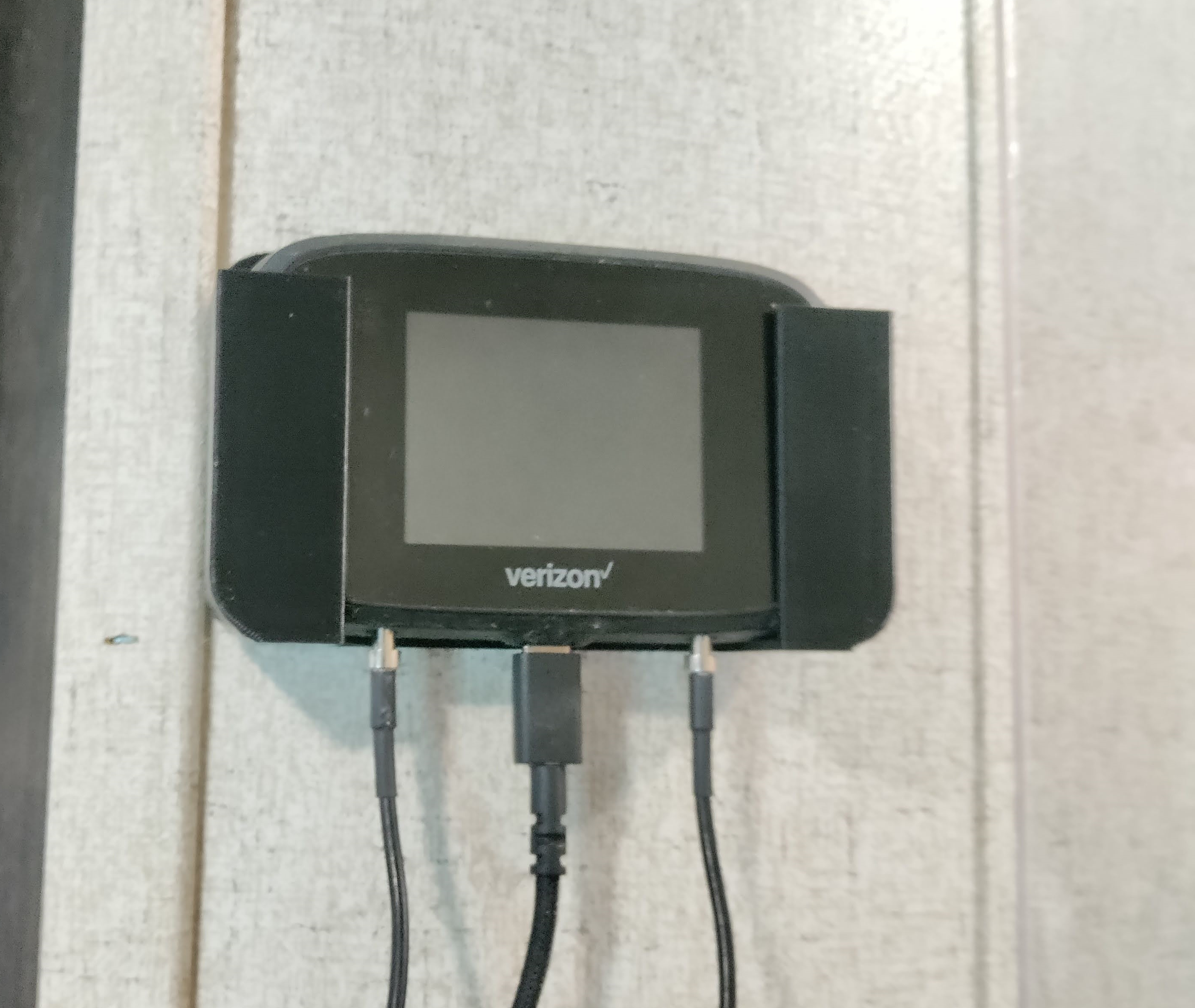Verizon MiFi Wall Mount by 3DontheGO | Download free STL model ...