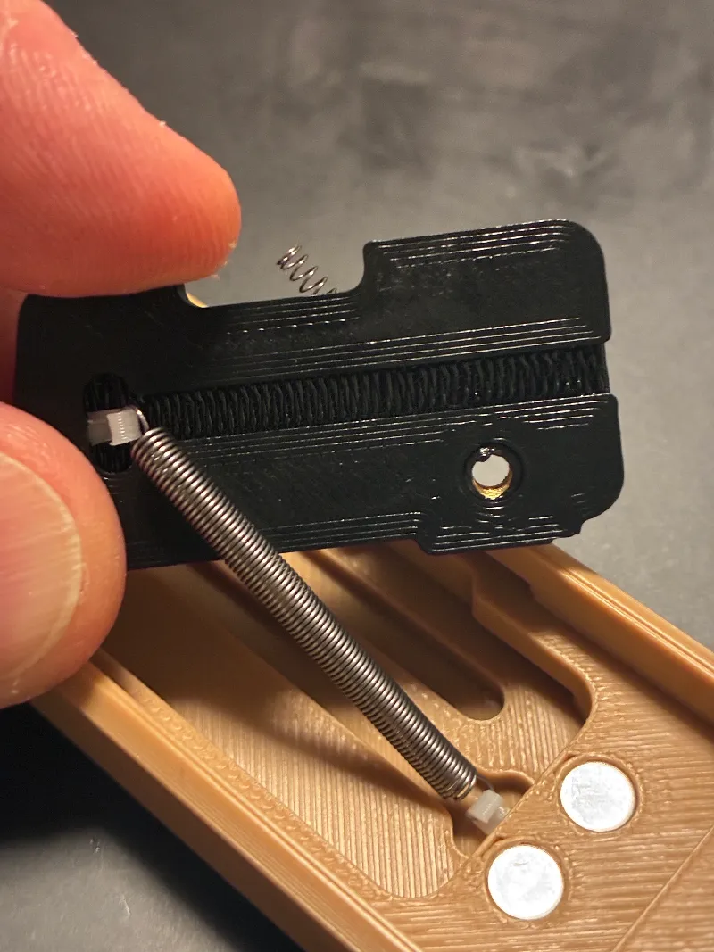 Fidgety OTF Utility Knife by Svenson | Download free STL model | Printables.com