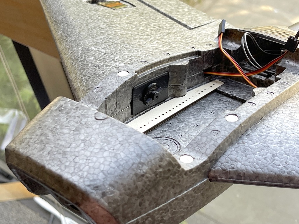 Removable Wings for Diatone Ripper R690 / HEE Wing F-01 by t4obrien ...