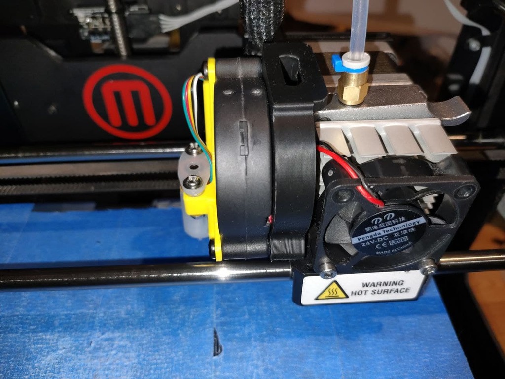 MakerBot Replicator BLTouch or 3D Touch Mount by CJS9000 | Download ...