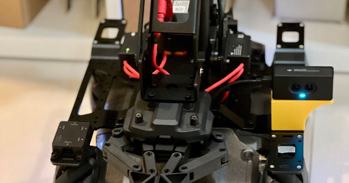 DJI Robomaster S1/EP Infrared Distance Sensor Bracket by madeby_aaron ...