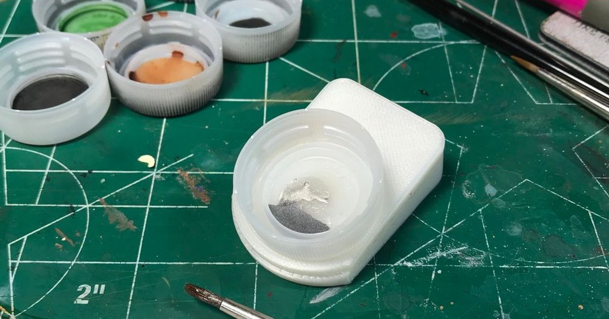 Bottle Cap Paint Palette Holder by Friedmutant | Download free STL ...