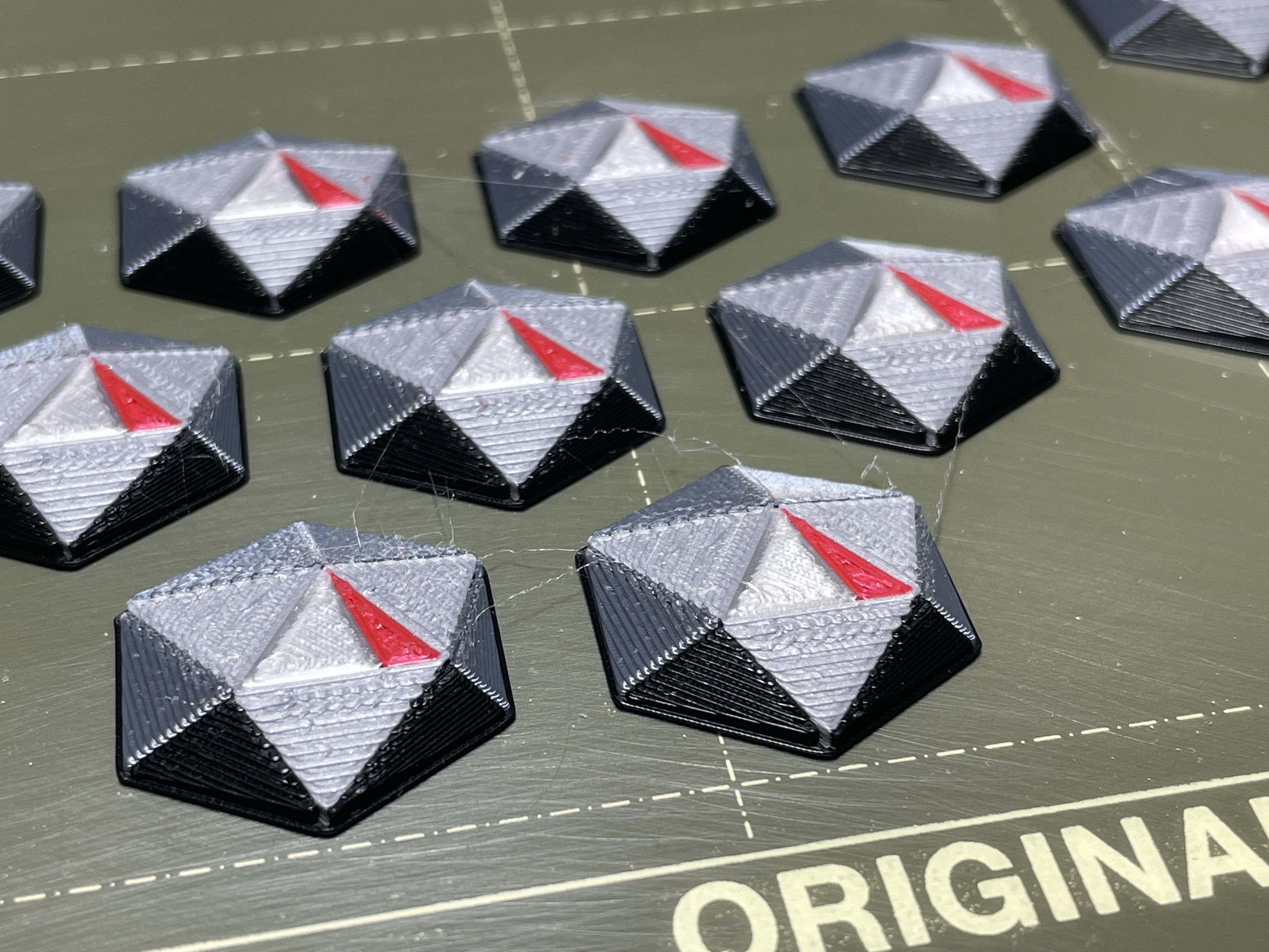 Obsidian Cup Badge by Nicholas B | Download free STL model | Printables.com