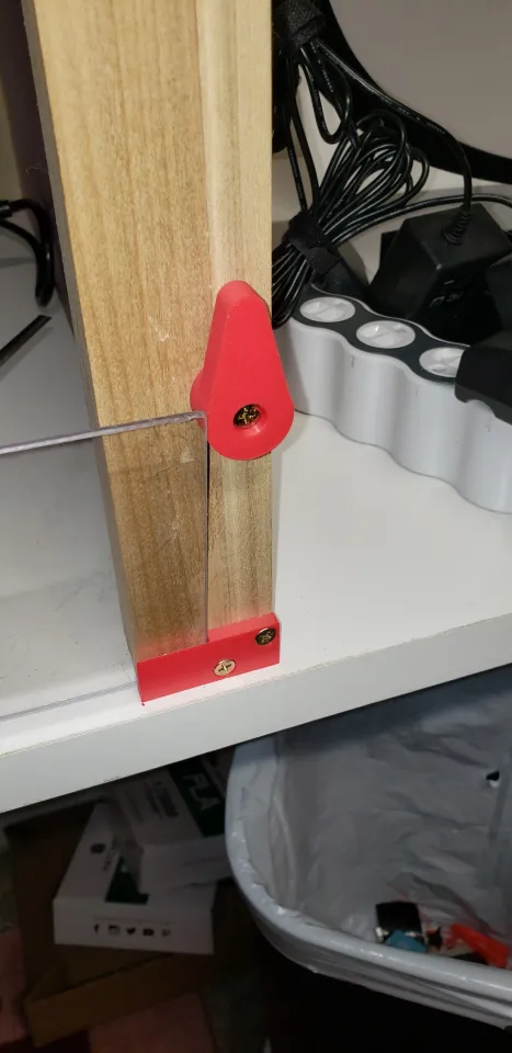 Plexiglass clips by Crazy ED | Download free STL model | Printables.com