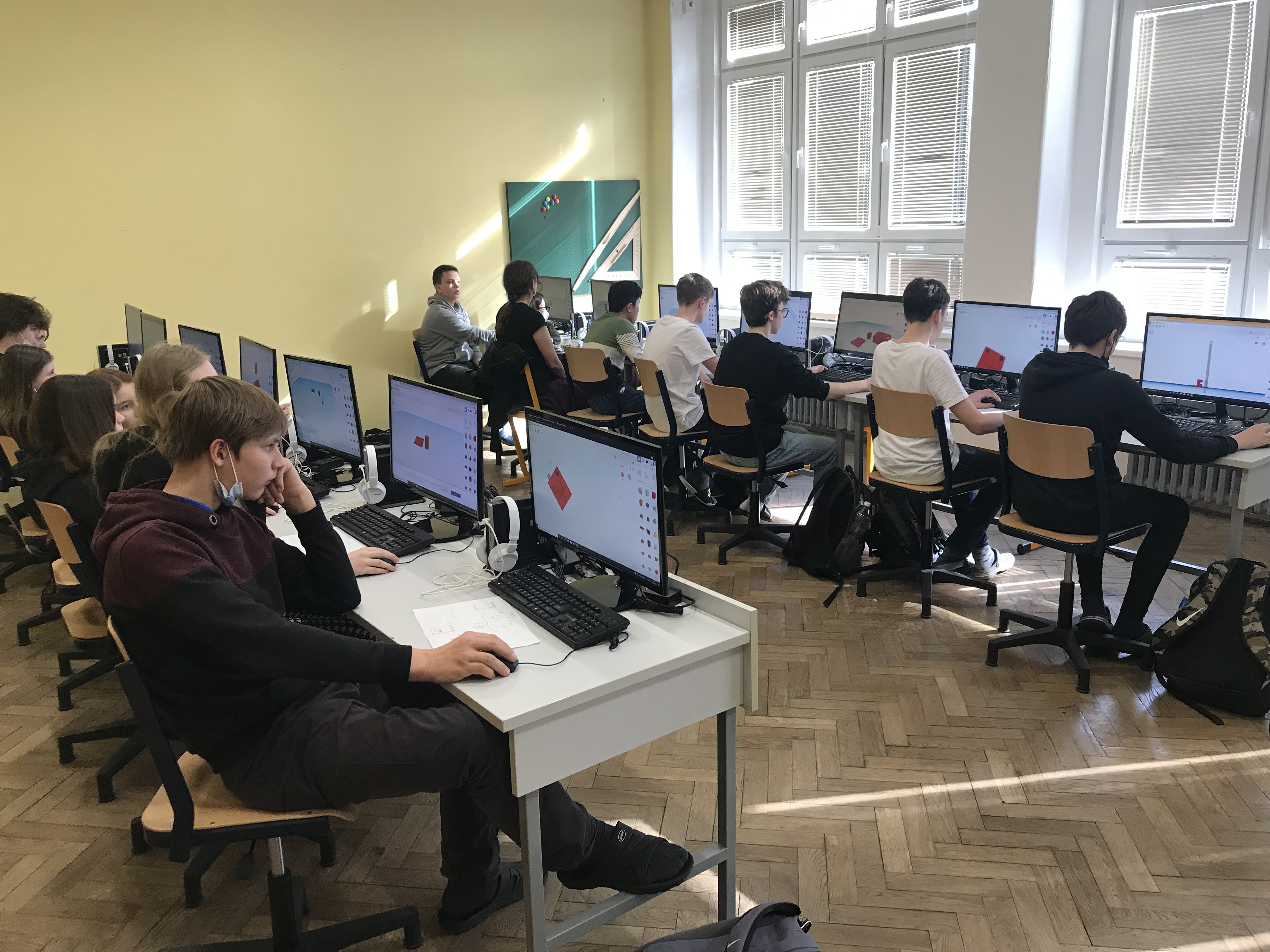 Věšák by RadekS | Education | Printables.com