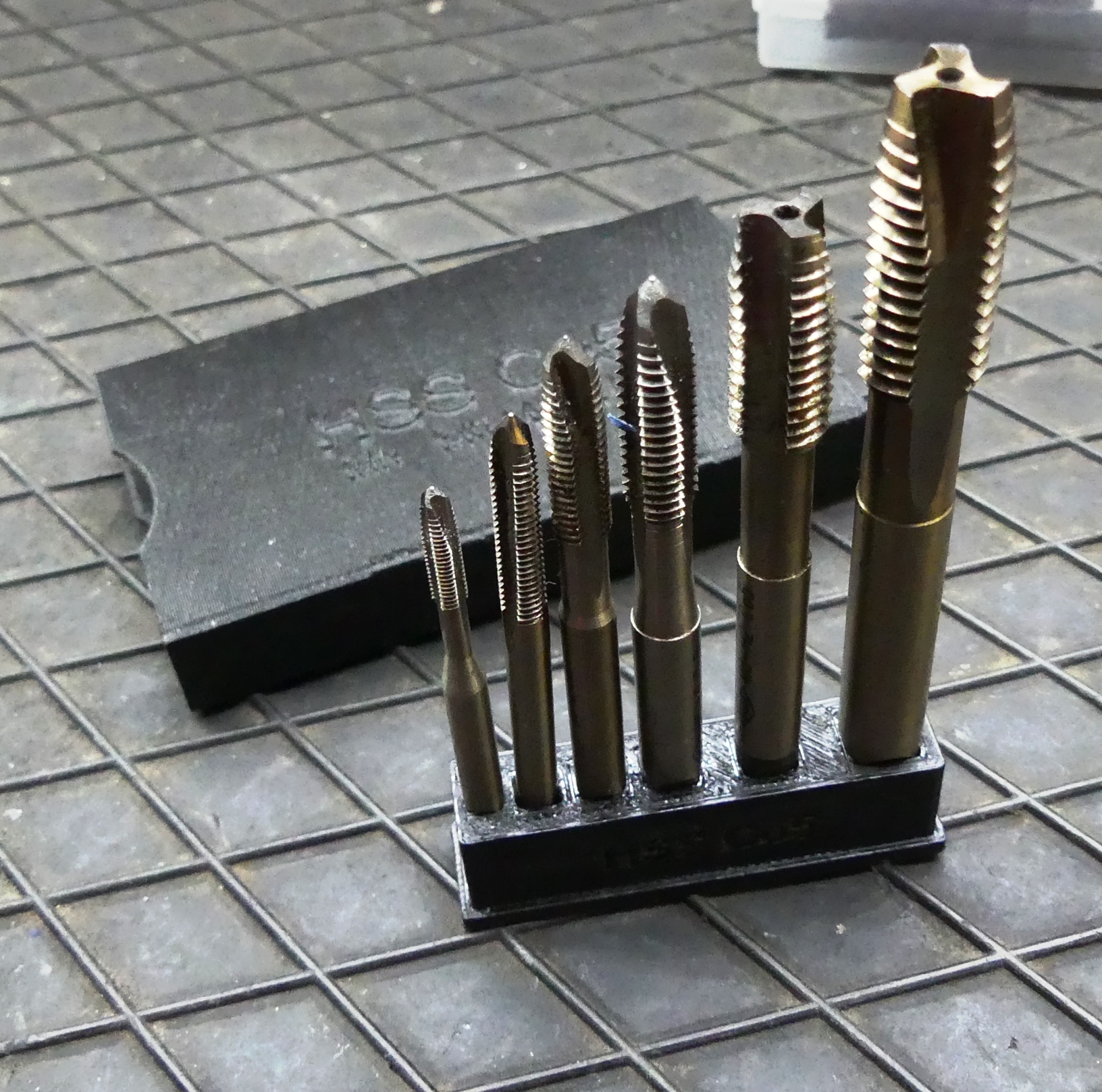 Box for Taps by werz 99 | Download free STL model | Printables.com