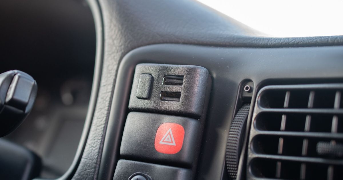 Volkswagen Polo 6N1 central console USB charger Insert 6K0957087A by ...