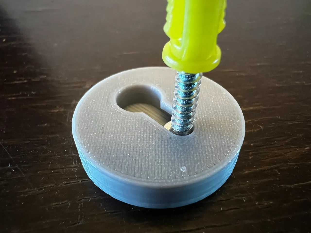 Keyhole Slot for Wall Hanging by Brainanator | Download free STL model ...