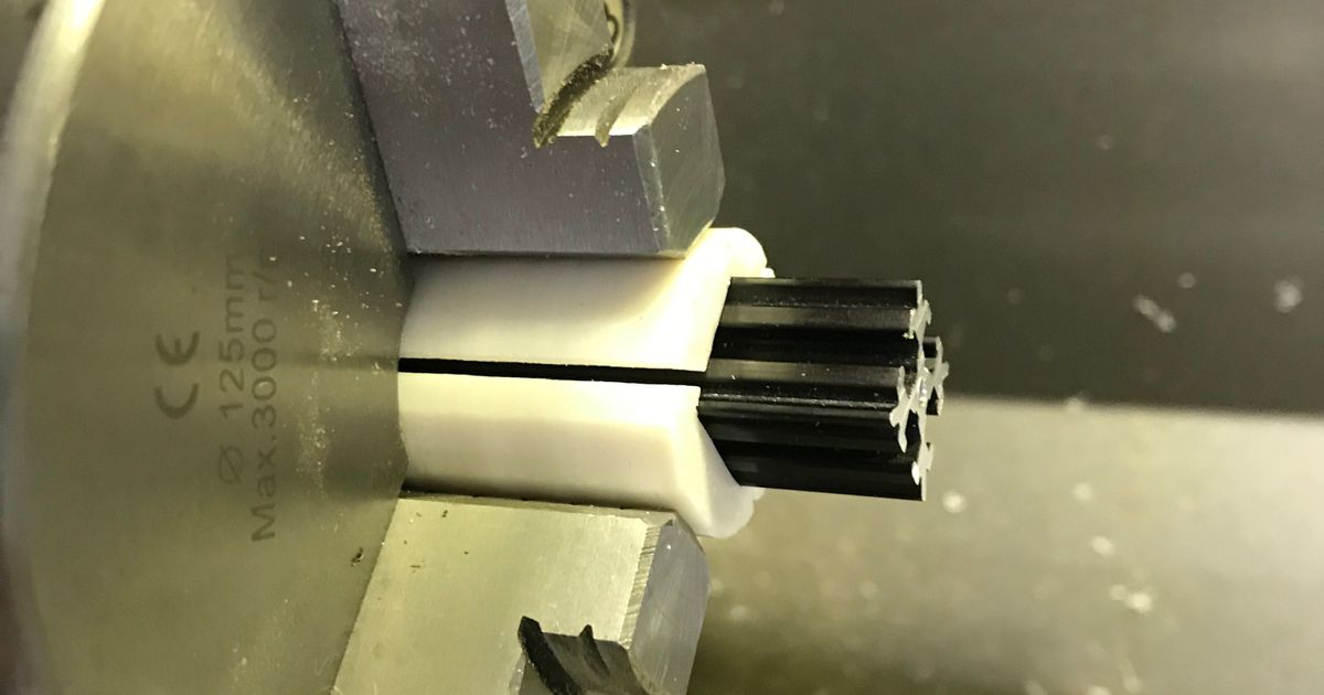 Spindle Stop 28mm / Makerbeam Fixture by MSc-FW | Download free STL ...