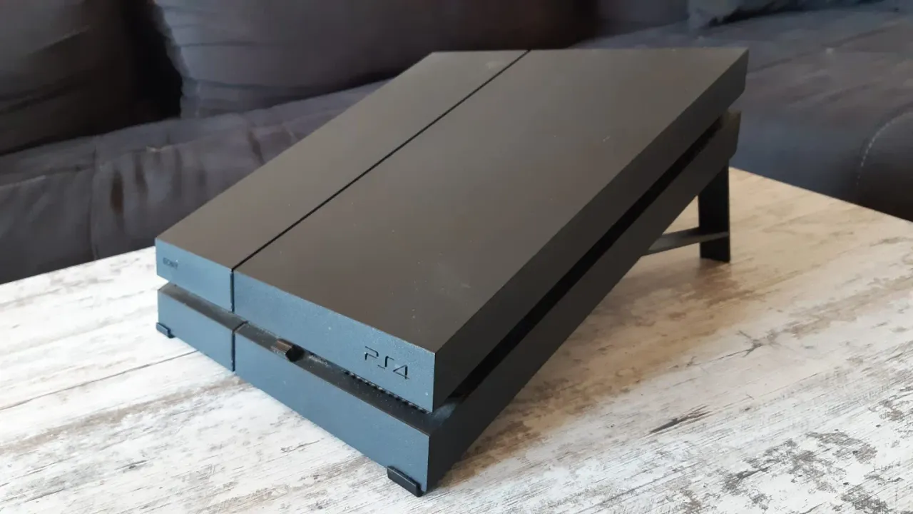 PS4 Stand by Grusel Karren | Download free STL model | Printables.com