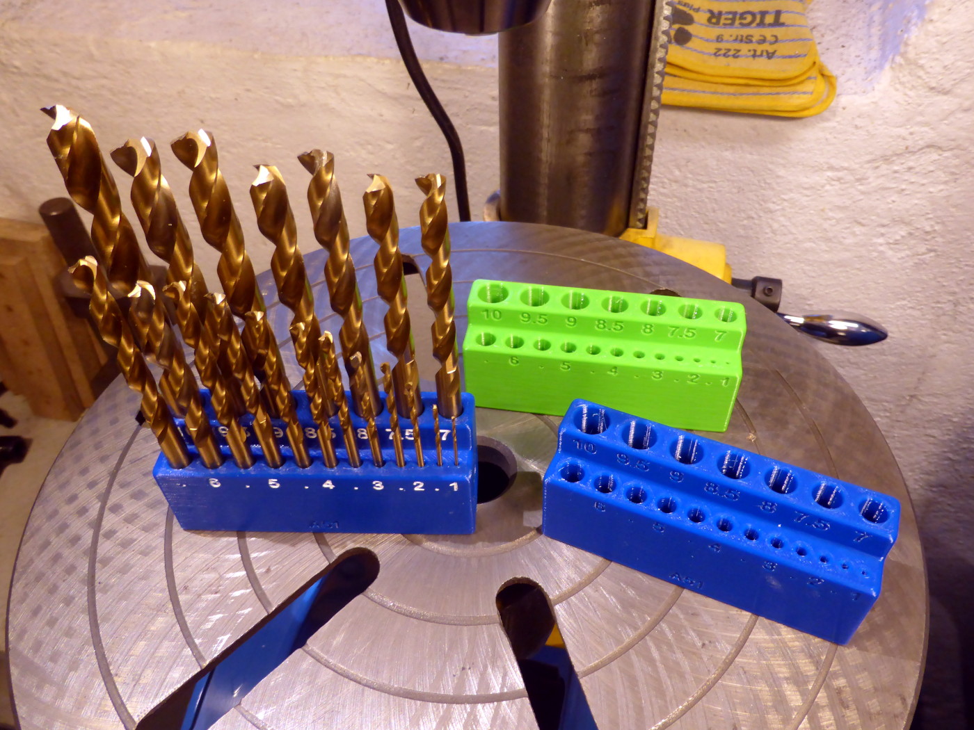 Practical Drill Bit Case (Box) with Lid, 1 - 10 mm by Area51 | Download ...