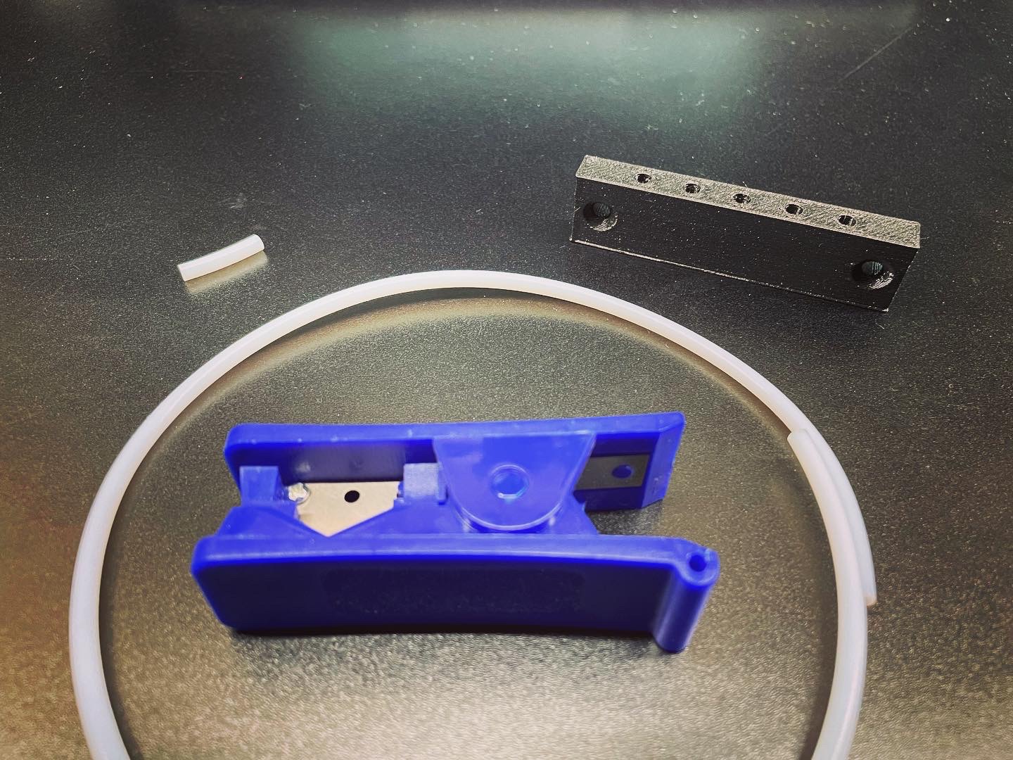 Filament Guide Block by Beezlee | Download free STL model | Printables.com