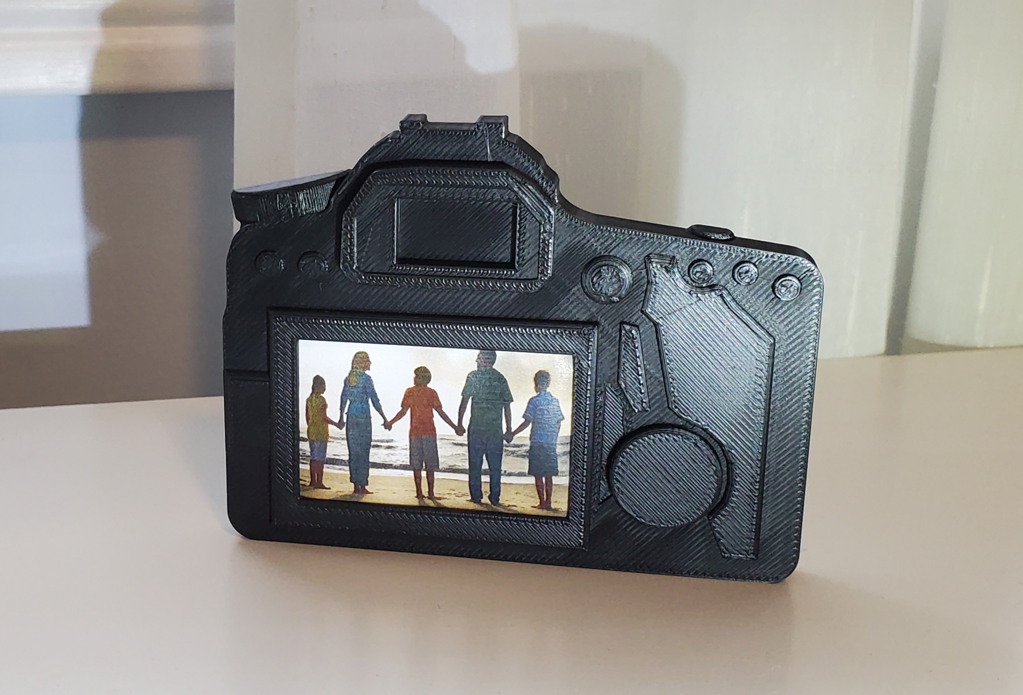 Camera Picture Frame by Theodore Petrov | Download free STL model ...