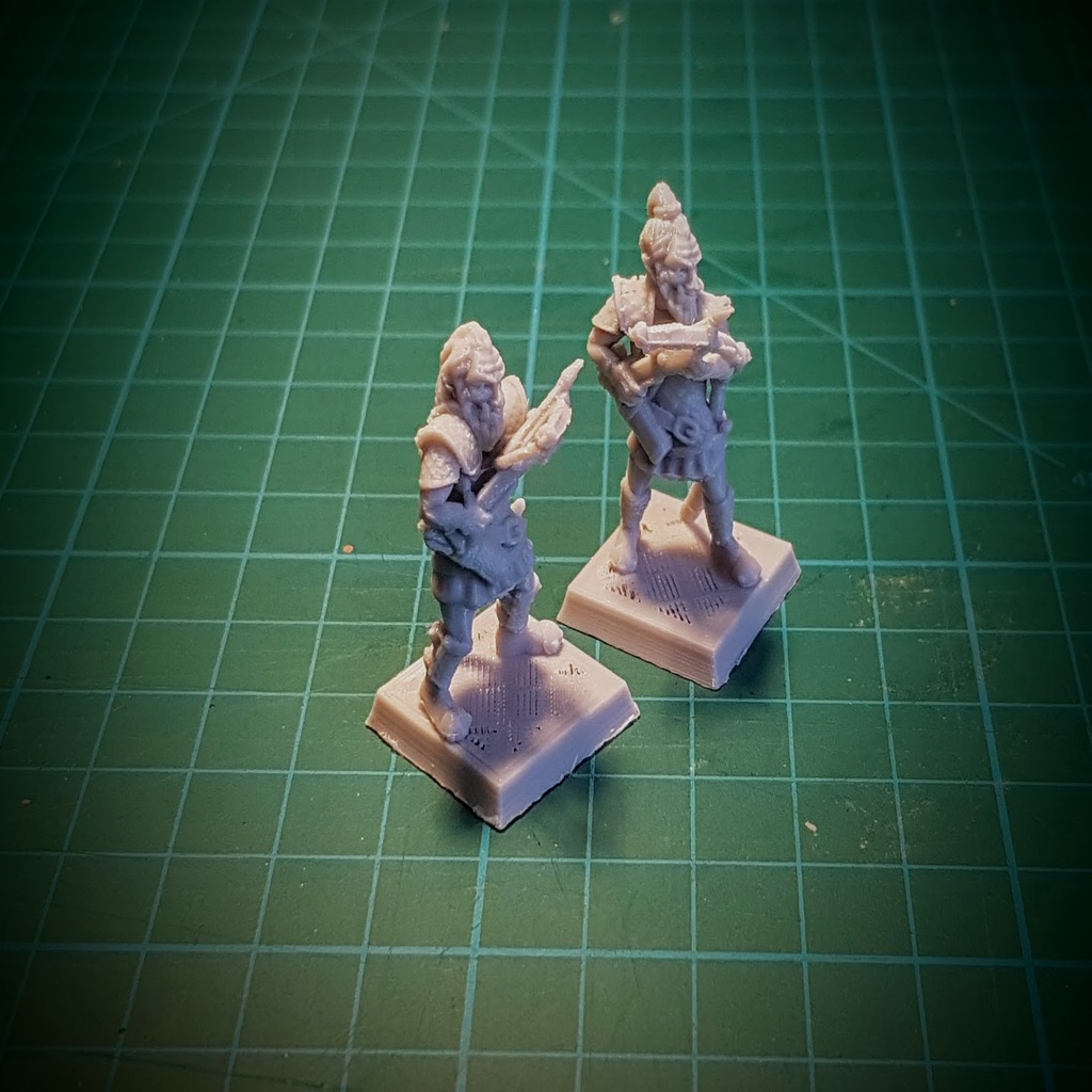 Hobgoblin with crossbow 28 mm (No supports needed) by Brite Minis ...