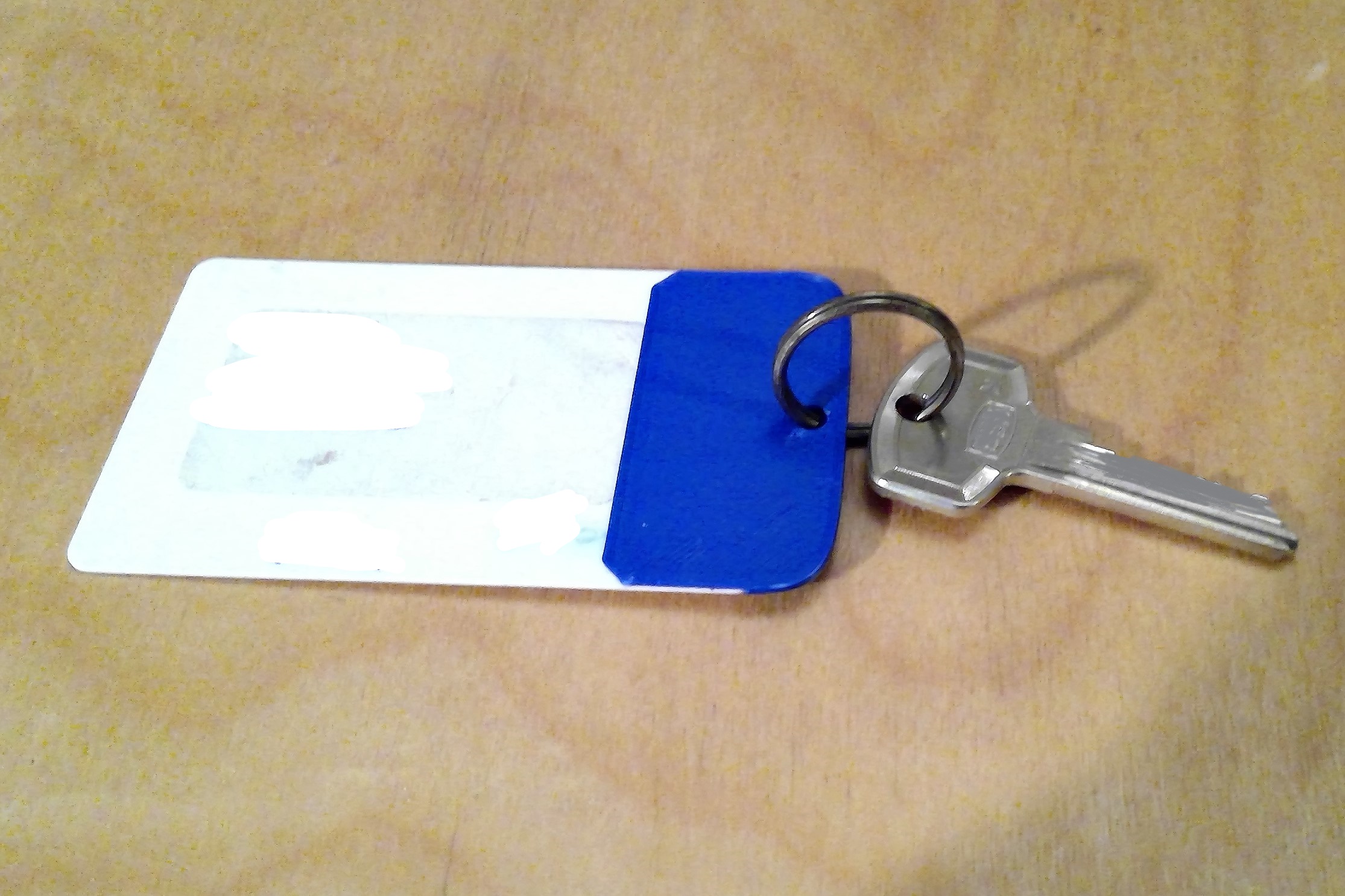 Card holder, keycard keychain adapter by MaxGyver | Download free STL ...