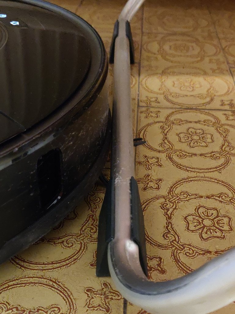 Laundry rack raiser for vacuum robot (minimal, 16mm version) by wavexx ...