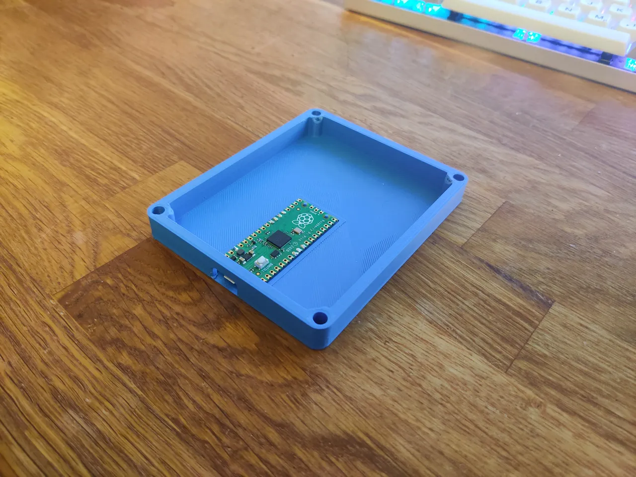 Raspberry pi Pico keypad 20 switches (Bottom case) by Axels01 ...