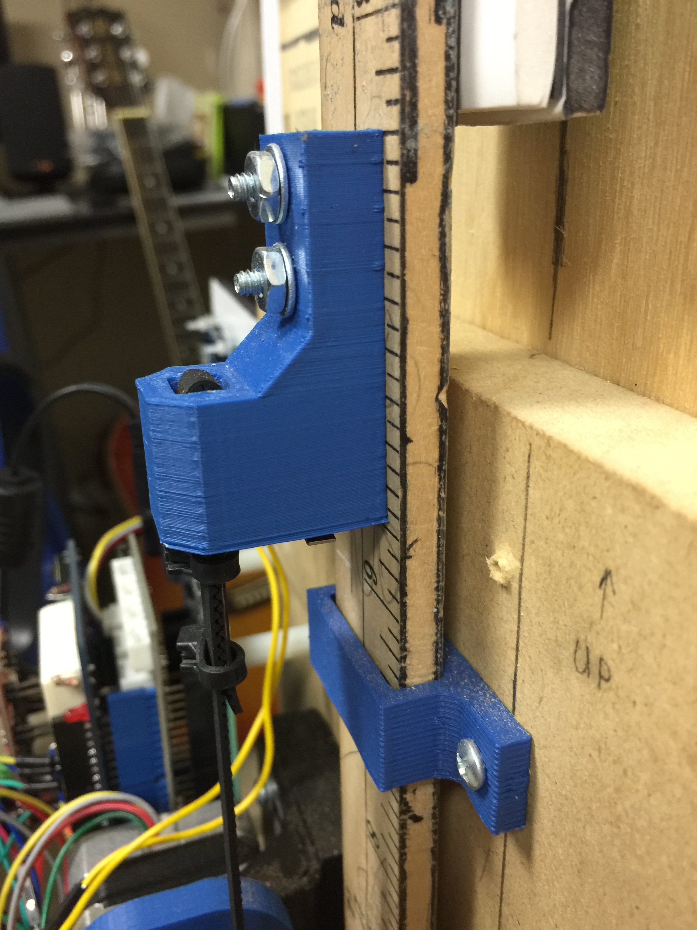 Simple Linear Actuator by McMatt | Download free STL model | Printables.com