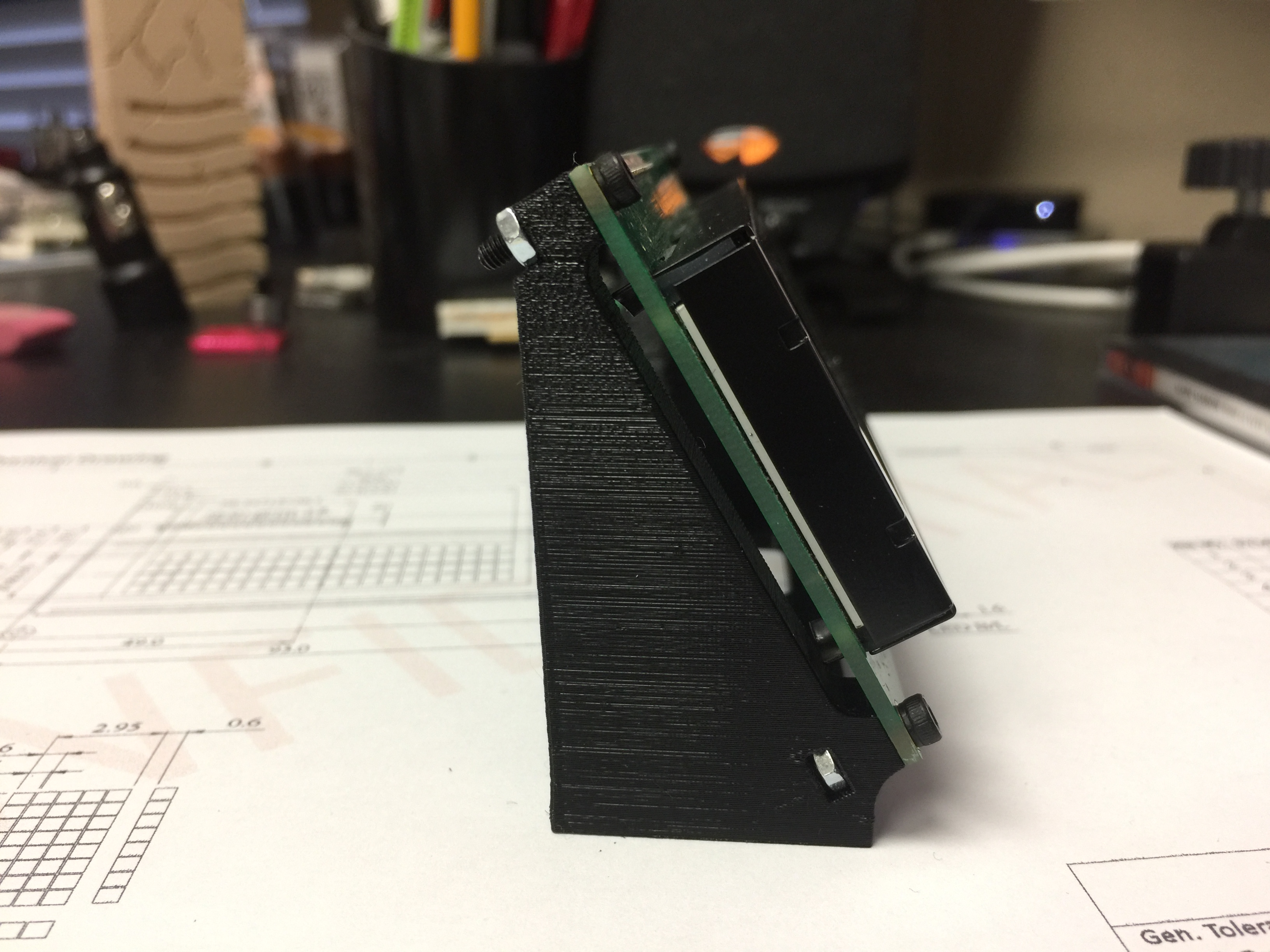 20x4 LCD Display Stand por McMatt | Descargar modelo STL gratuito ...