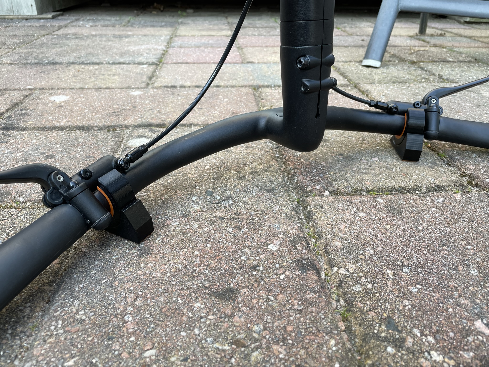Handlebar stand for VanMoof S3/X3 (or any bicycle) by PjotrStrog ...