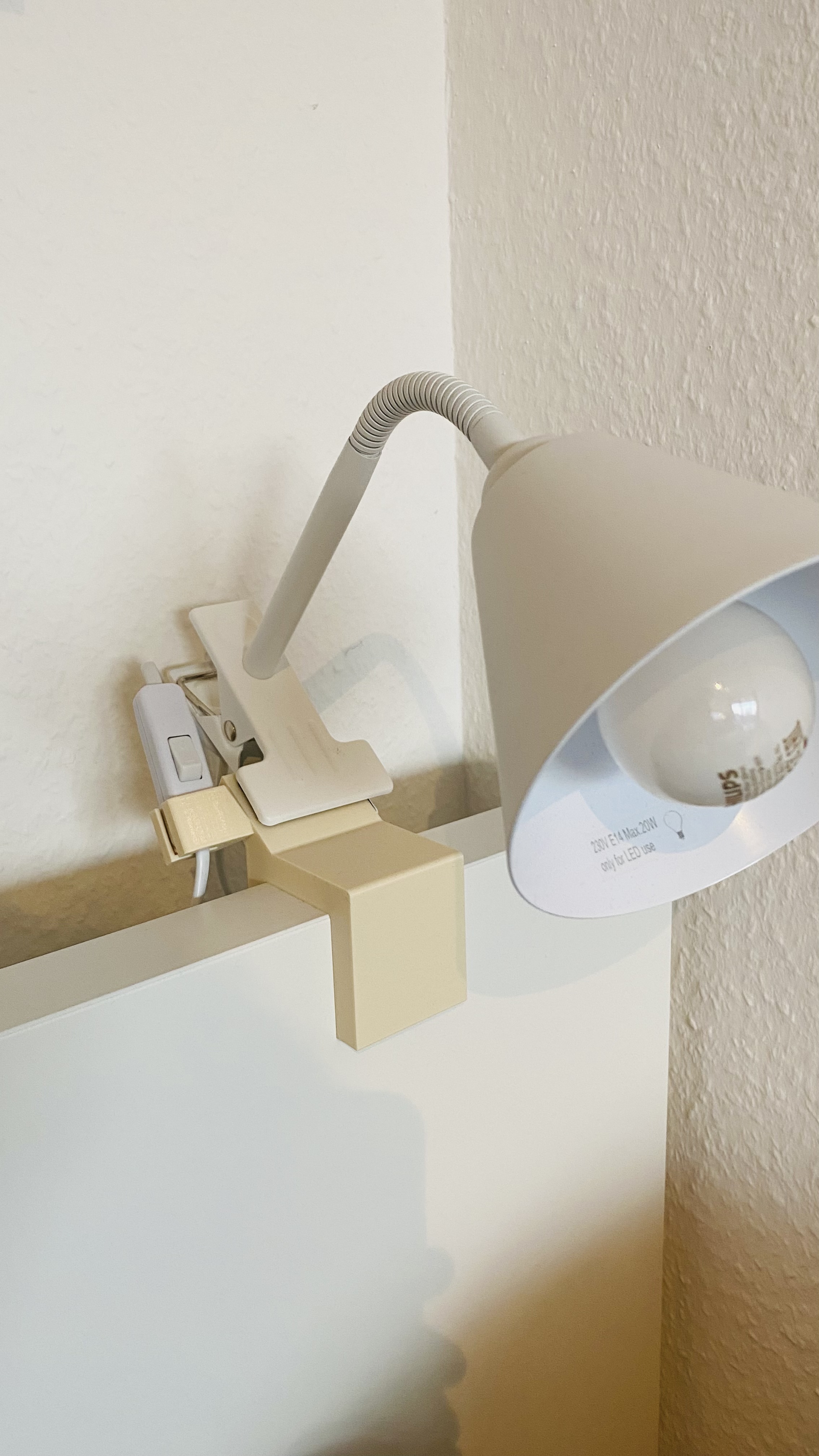 Clamp Lamp adapter for IKEA Malm by Dr.Daniel | Download free STL model ...
