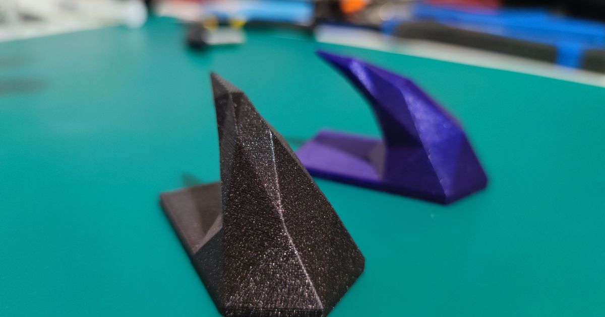 Simple low-poly wall hook by Adam Jachowicz | Download free STL model ...