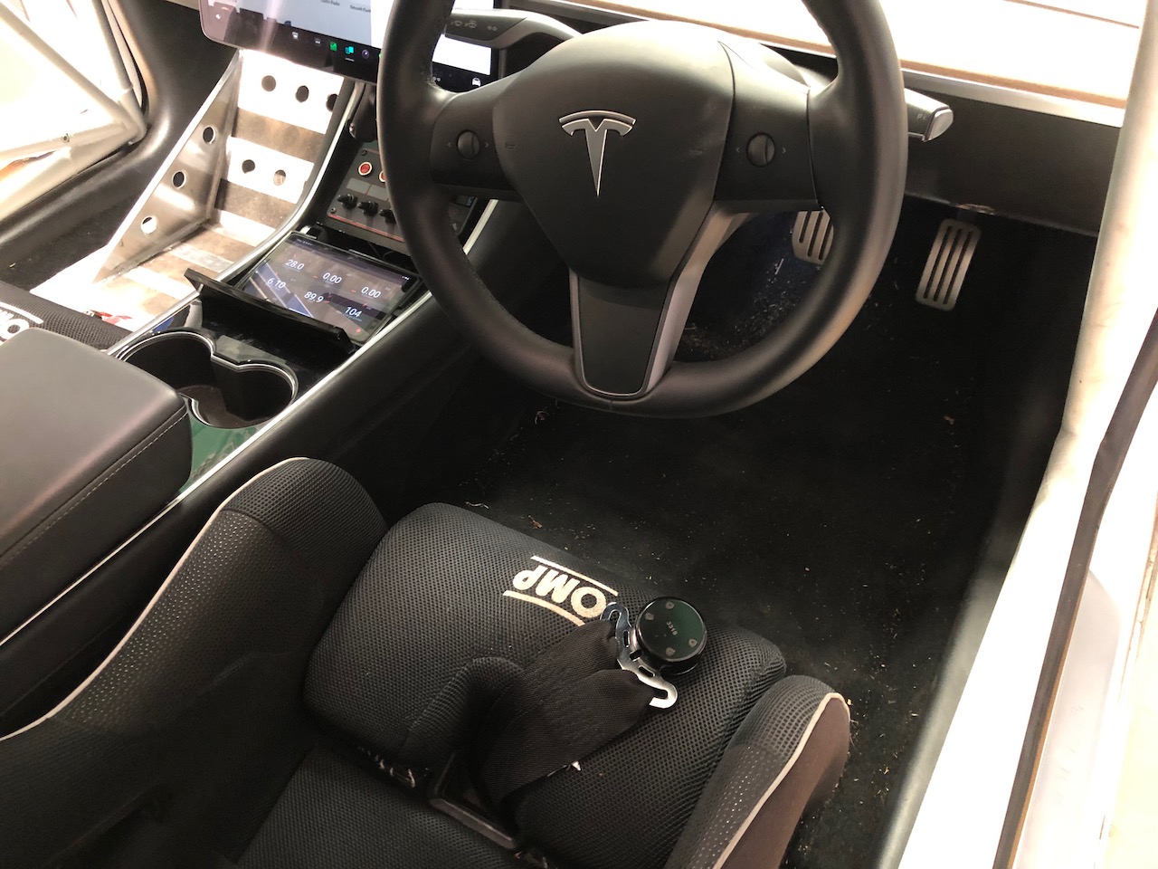 Tablet mount for Tesla Model 3 by Flex | Download free STL model ...