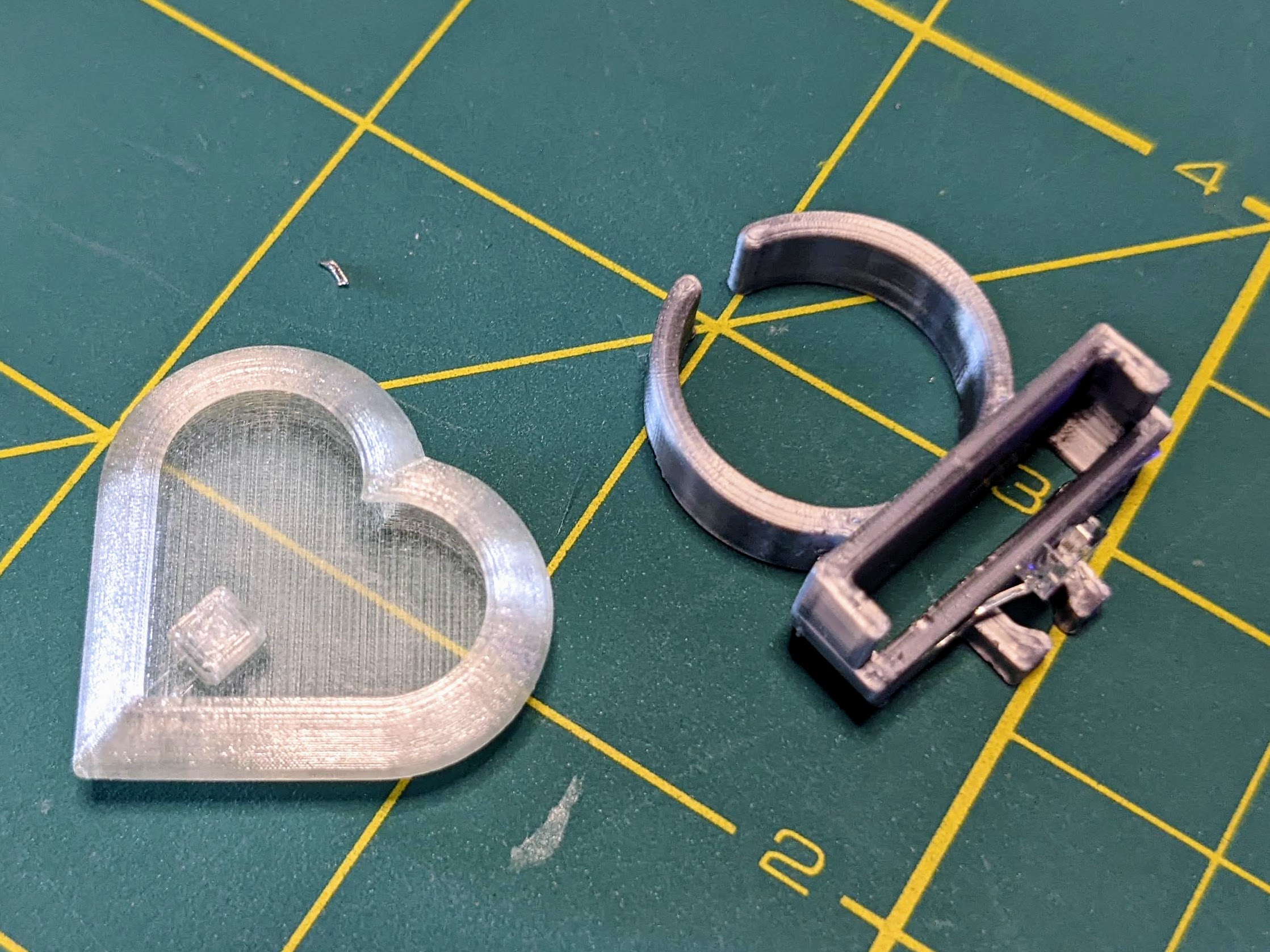 Illuminated Bling Ring with CR2032 by GeekMomProjects | Download free ...