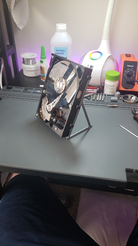 HDD Display Stand by Capra-Audio | Download free STL model | Printables.com