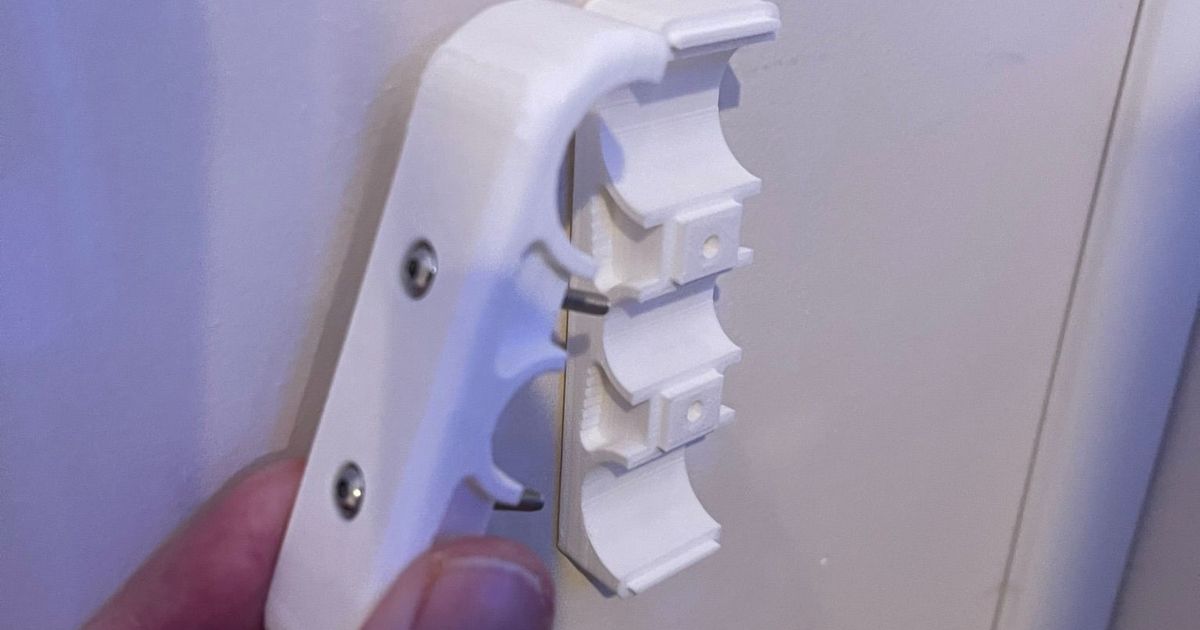 PC External Radiator Tubing & Wiring Bracket by strwbs | Download free ...