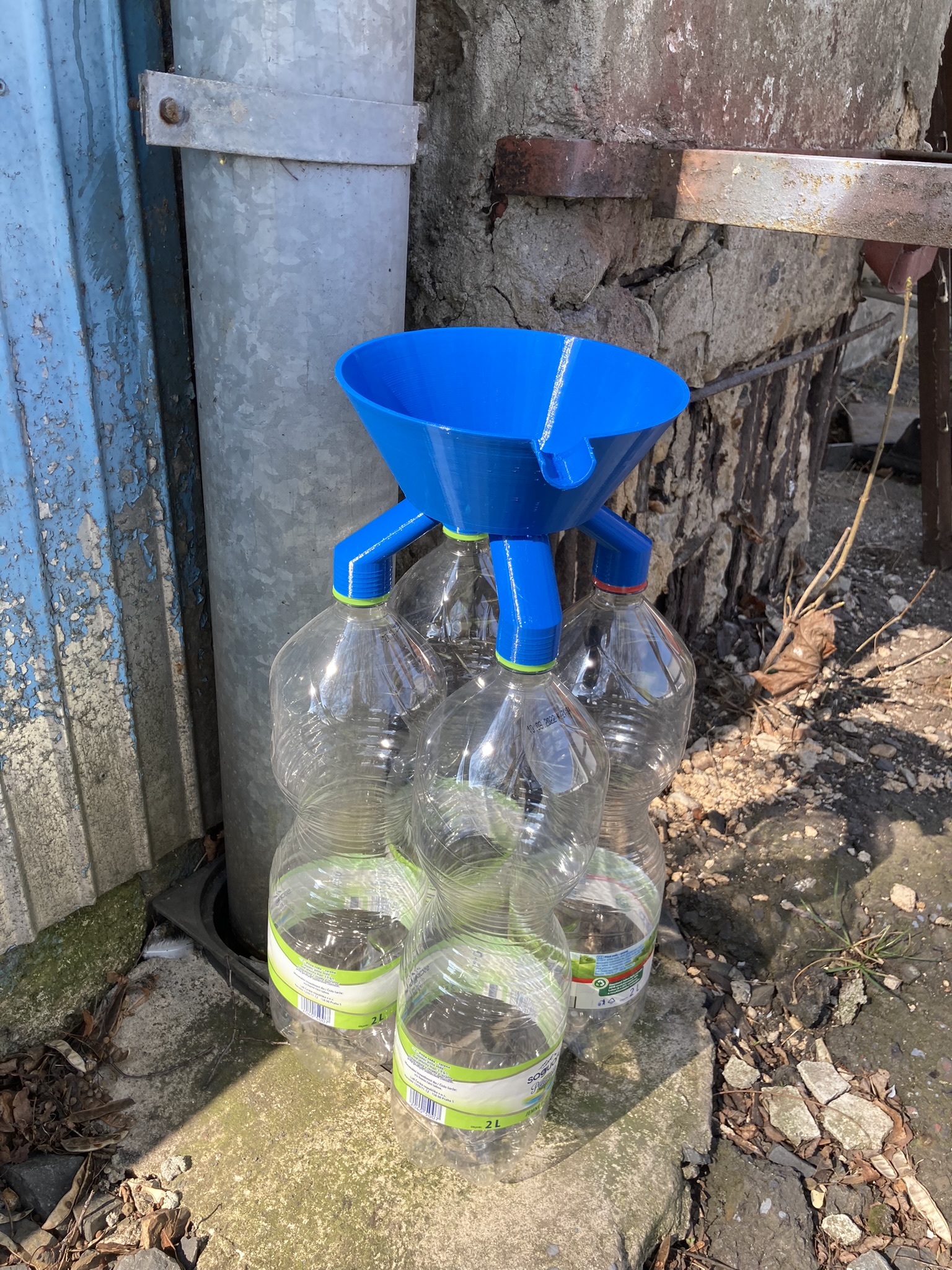 4funnel - rainwater collector (stackable to cascade) by slachtys ...